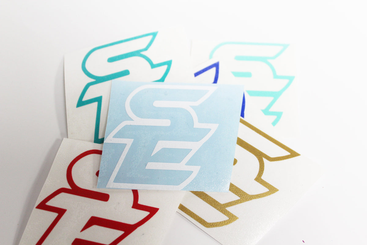 "SE" Outline Decal – Slammedenuff